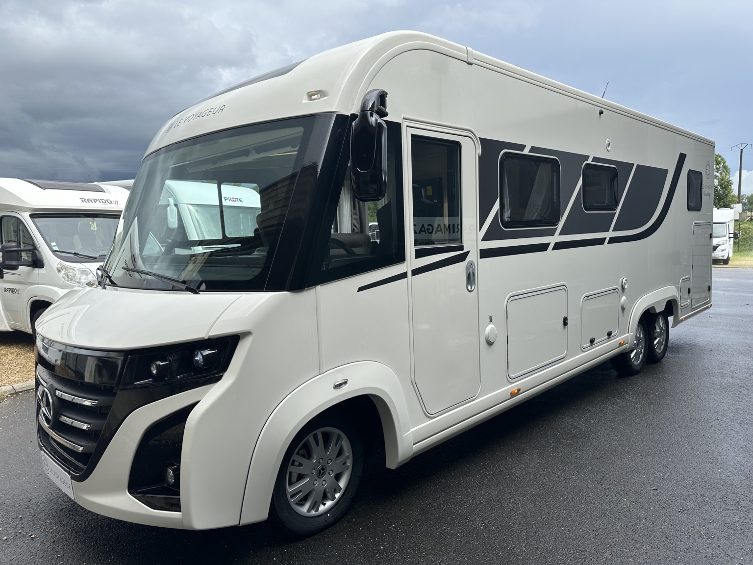 📢-LE VOYAGEUR MERCEDES LVX 8.7 GJF HERITAGE 2024 (double essieu)- PL ...